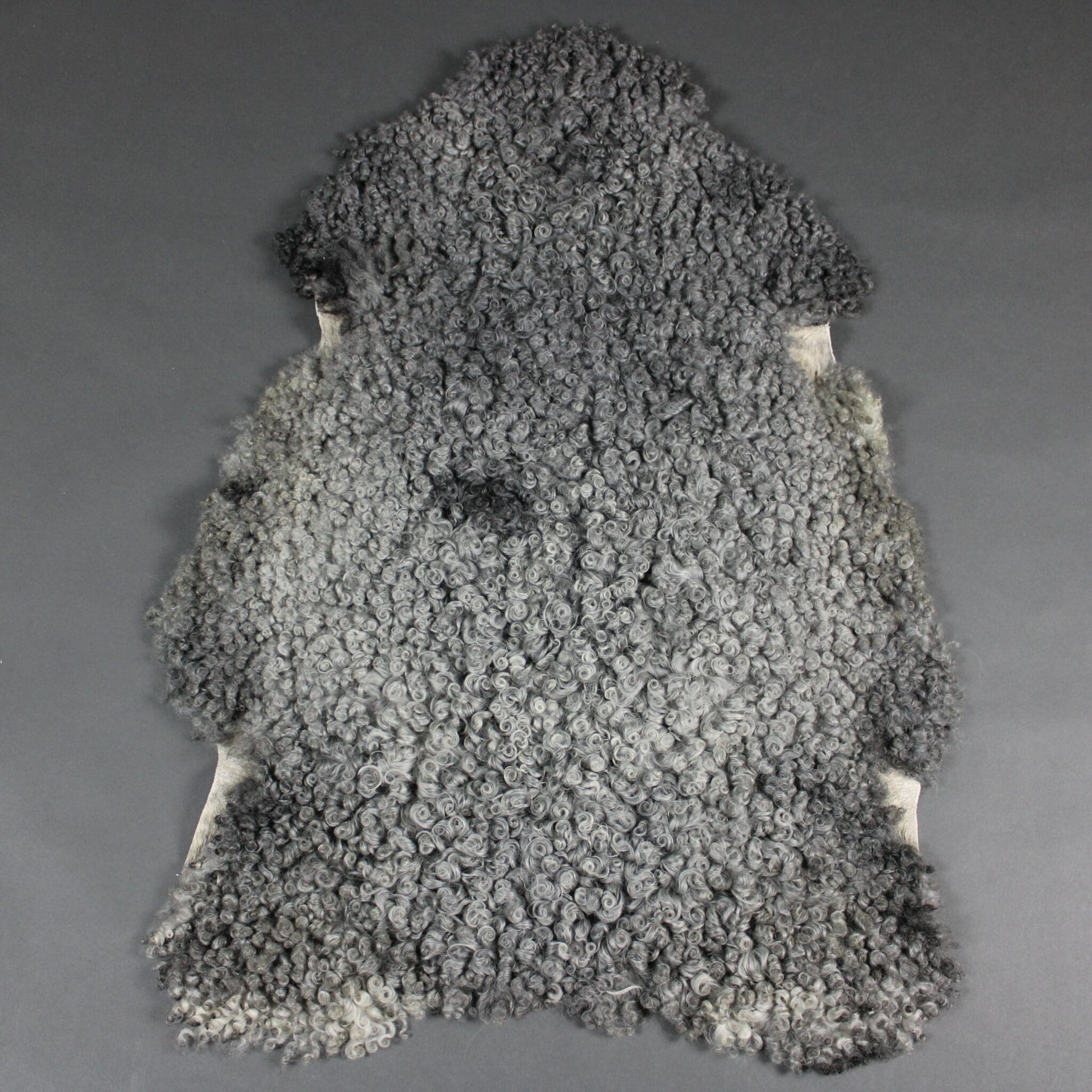 Icelandic Sheepskin Rug Double Natural Grey (Lighter Shades) - Hide Rugs