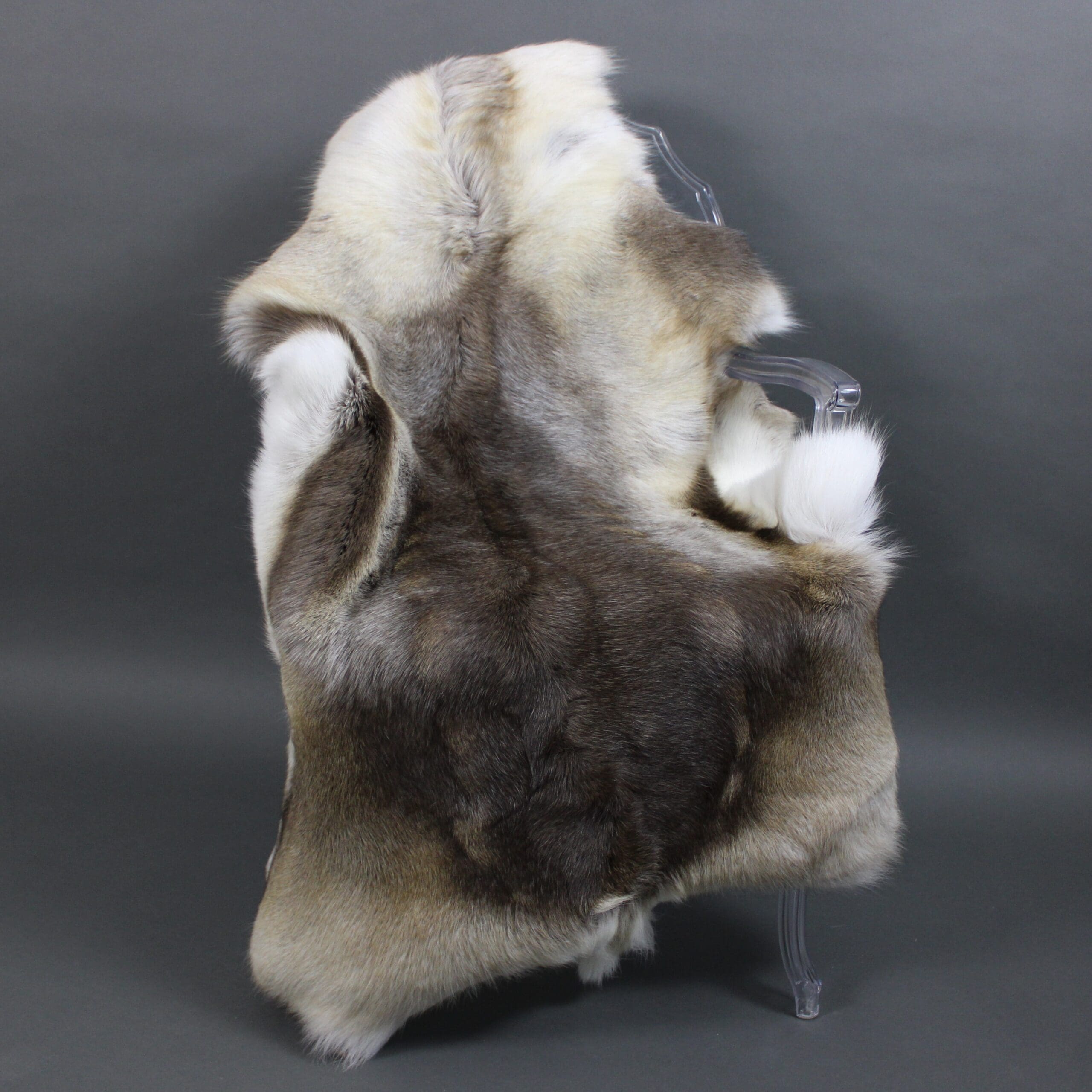 Reindeer Hide Rug R1076 - Hide Rugs